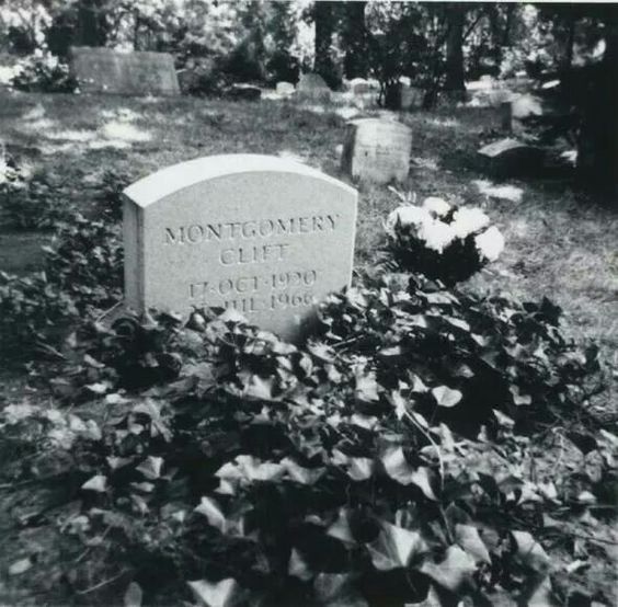 Montgomery Clift y su tumba en un parque de Brooklyn – Historias de ...